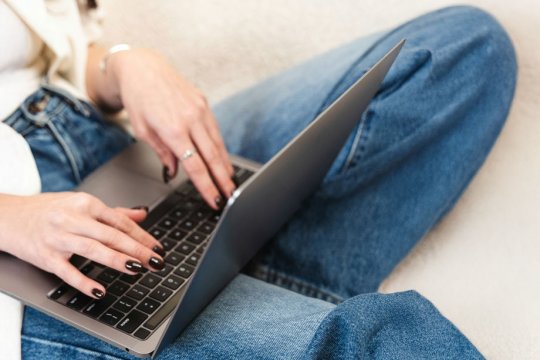 Handout erstellen | So erstellt man ein Handout + Vorlage